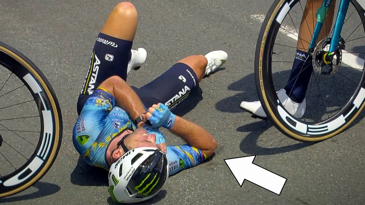 Mark Cavendish Crash 2022