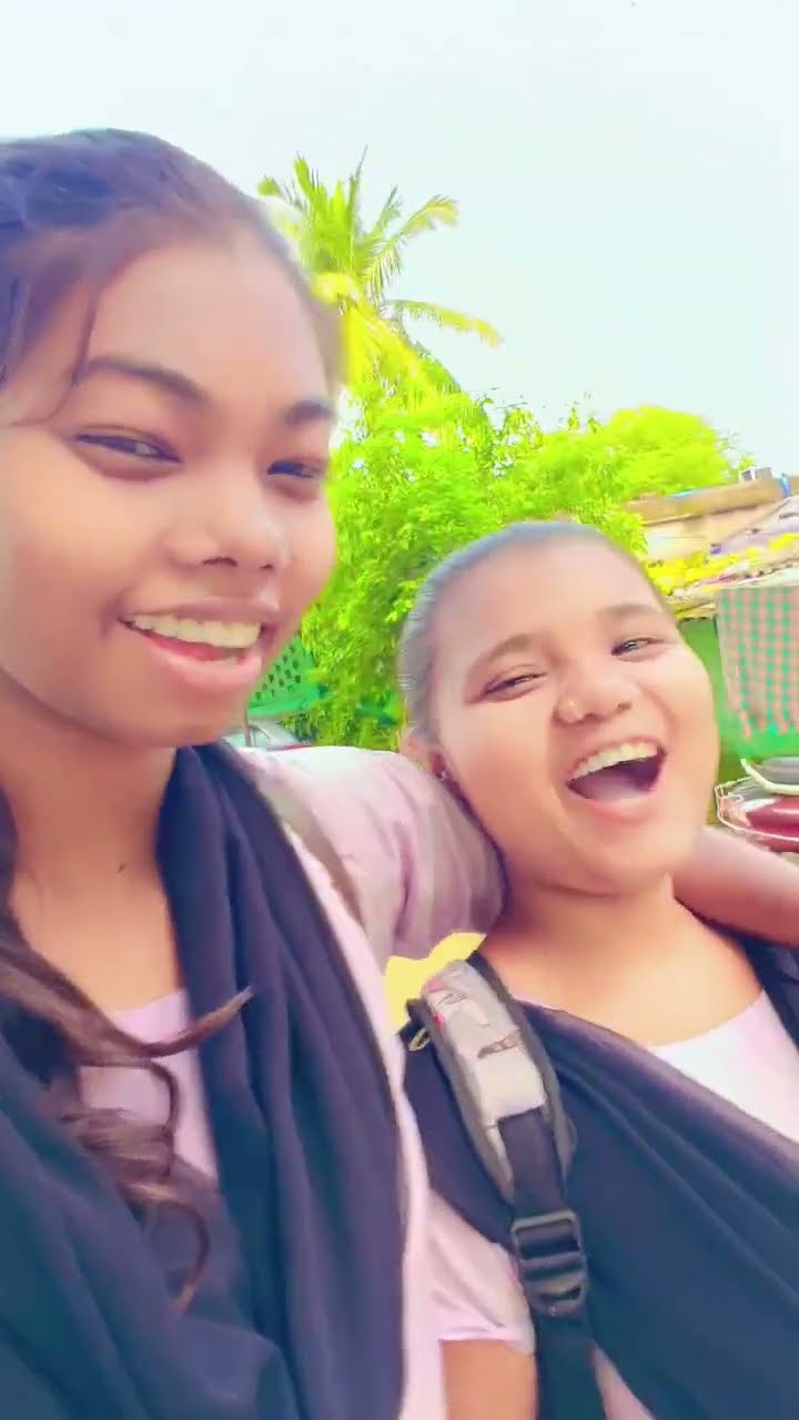 So bootiful😍😂#funny #comedy #viralvideo #trending #shorts #likeandsubscribe #youtubeshorts #fyp ...