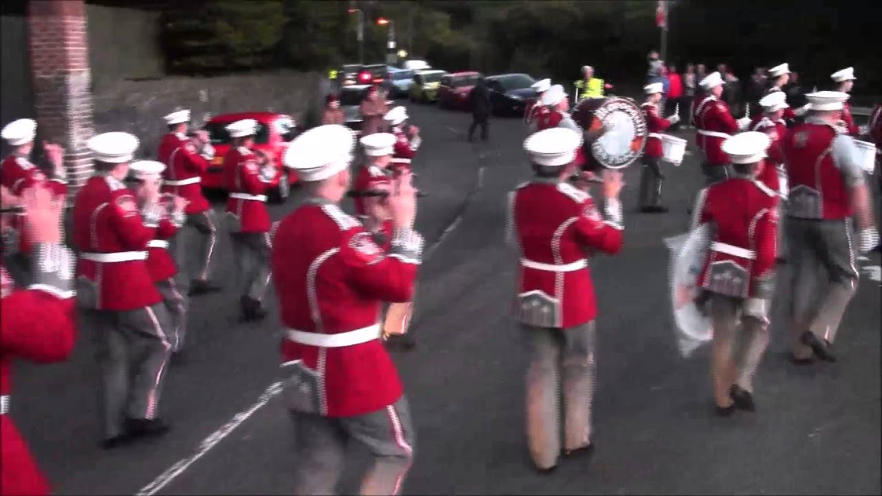 Macosquin First Flute @ their own parade 2015 - YouTube