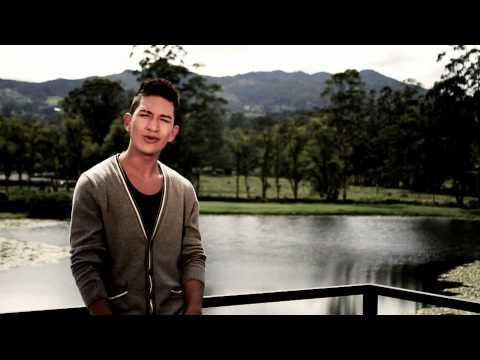 Los De La Mente Suelta - Tranquila (Vídeo Oficial) (Apaga La Luz)