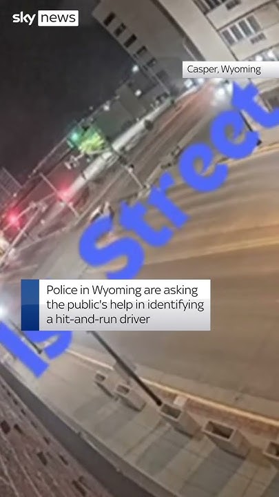 Driver Flees After Crashing Into Lamp Post In Wyoming Youtube