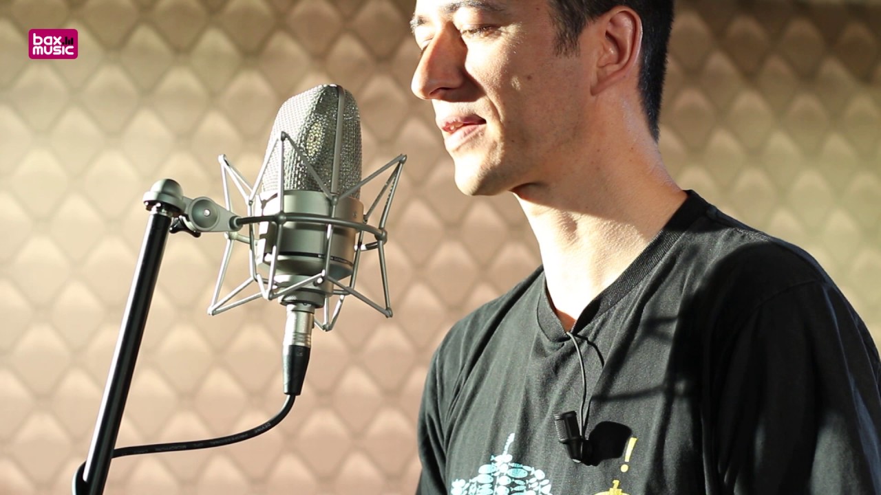 Neumann TLM49 - Demo - YouTube