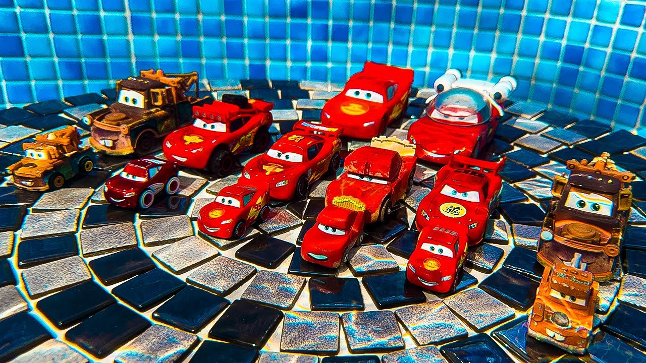 Disney Pixar Cars falling into deep pool, Lightning McQueen, Tow Mater ...