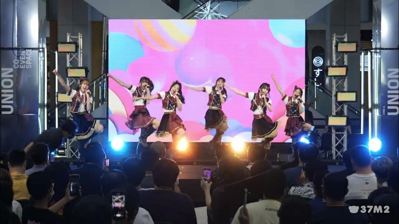 BNK48 - ฤดูใหม่ @ BNK48 13th "Iiwake Maybe" Roadshow Mini Concert [Overall Stage 4K 60p] 230506 ...