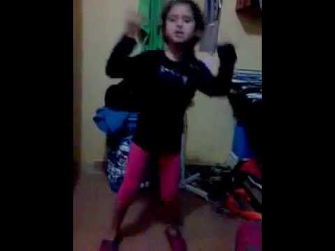 menina dançando show das poderosas kkkkkkkkkkkkkkkk