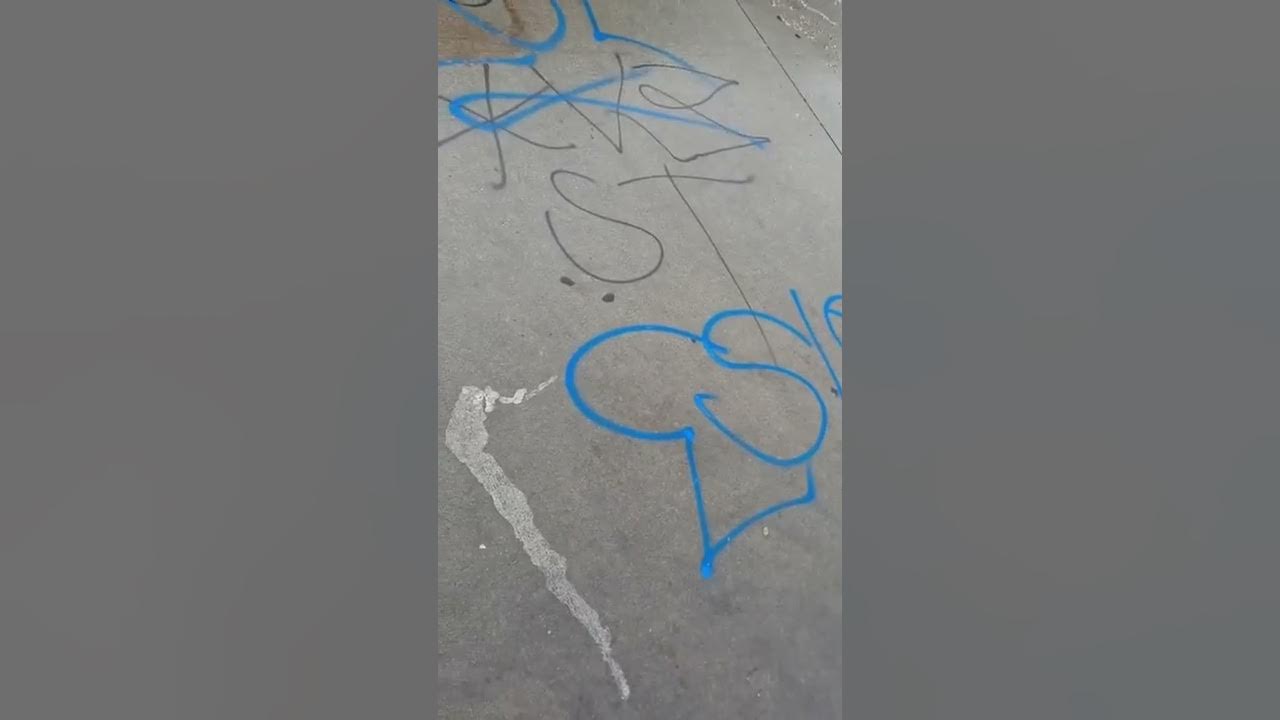 East Side Longo crossed out 18 street gang - YouTube