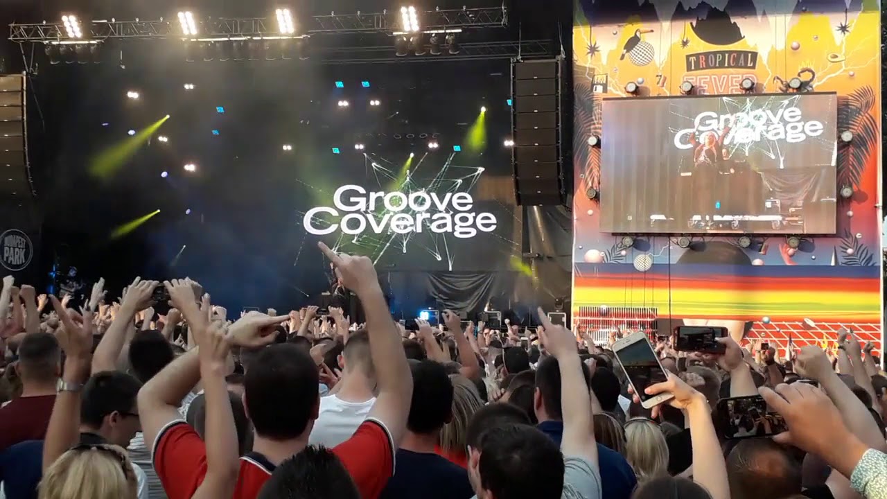Groove Coverage-Runaway Budapest Park 2018 - YouTube