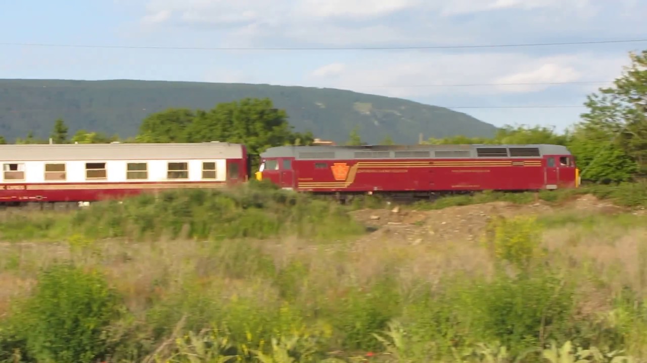 Class 47 "Falcon" with private passenger train at Piliscsév,Hungary 27. ...