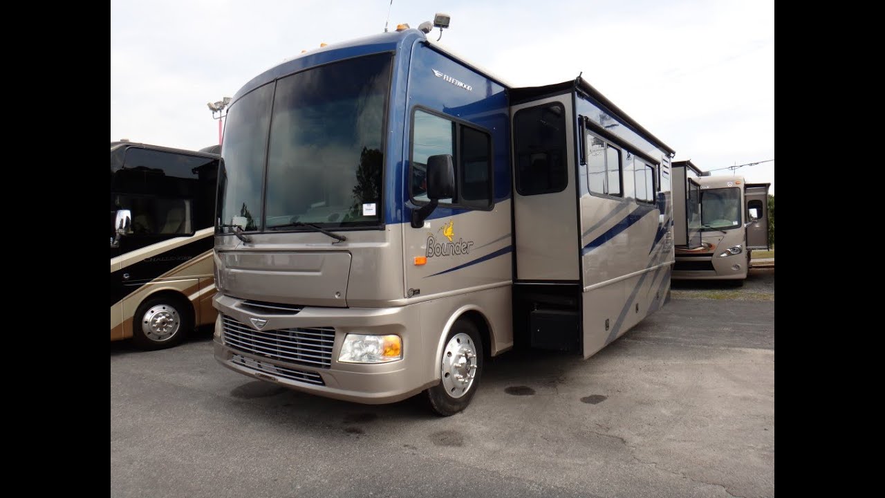2008 Fleetwood Bounder 38P - YouTube