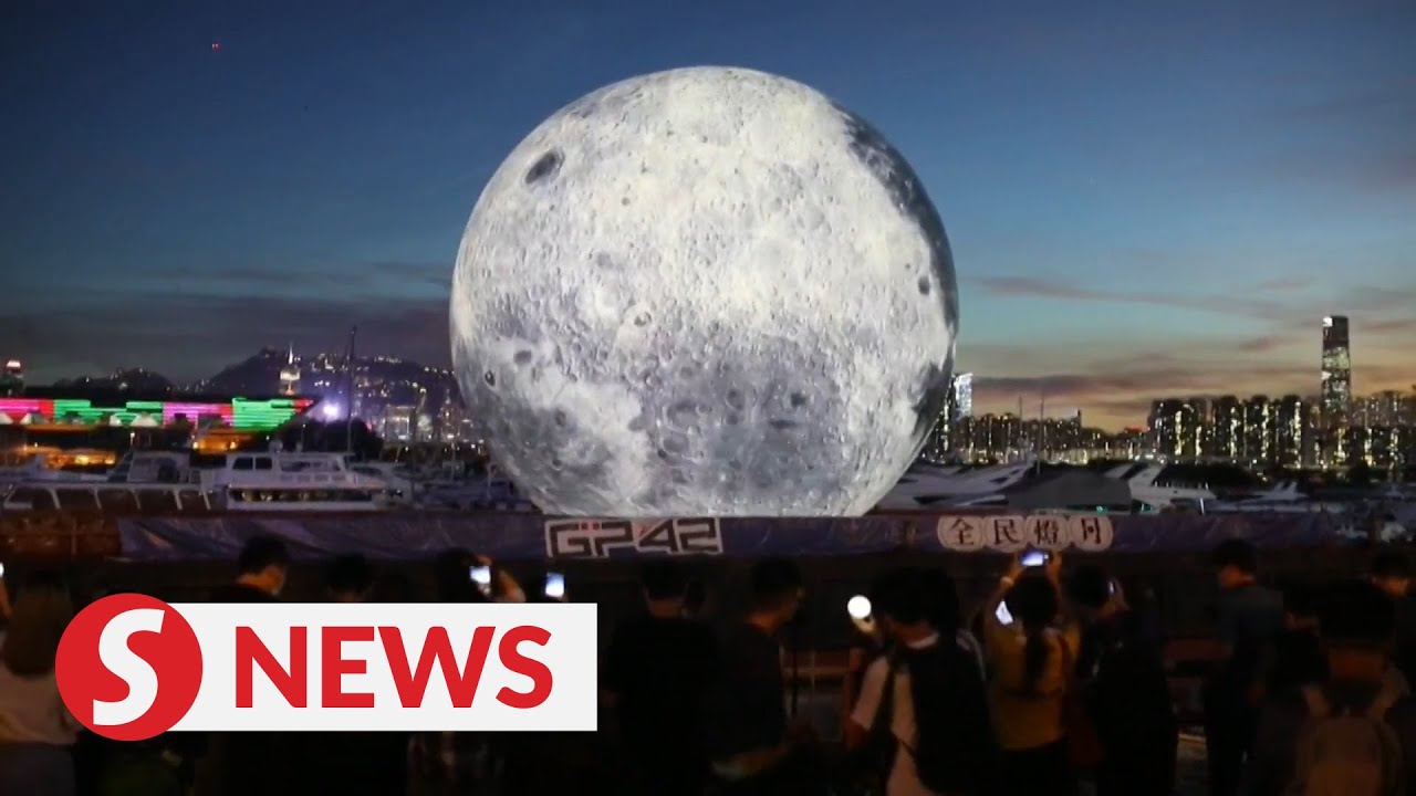 Hong Kong sets up giant inflatable moon to celebrate Mid-Autumn ...