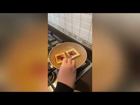 Tavamsı Yumurta Yaptık.😋😂 Ela Naz Demir