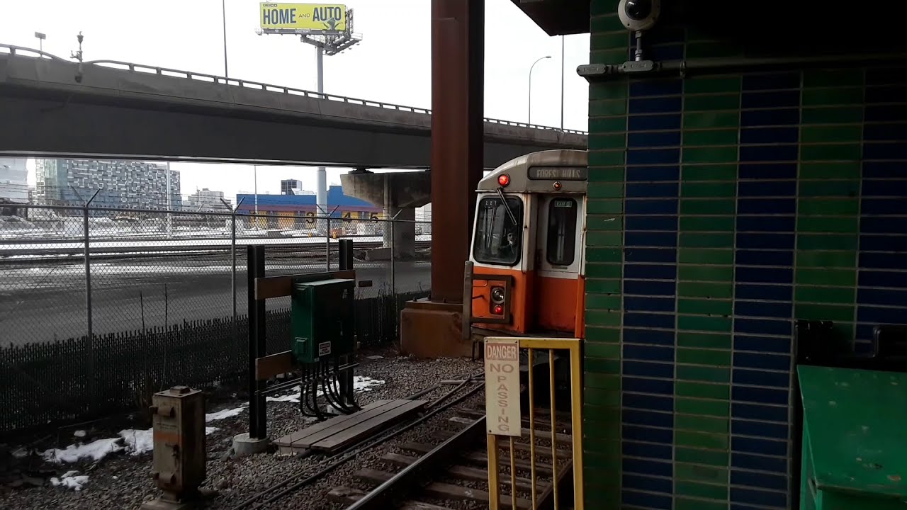 MBTA Orange Line Hawker Siddeley 01200 Series Arriving at Community ...