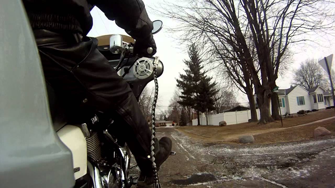 motorcycle log ride to work - YouTube
