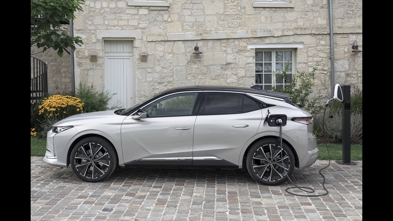 the all New DS4 E-Tense-Hybrid Compact Luxury SUV 2022. - YouTube