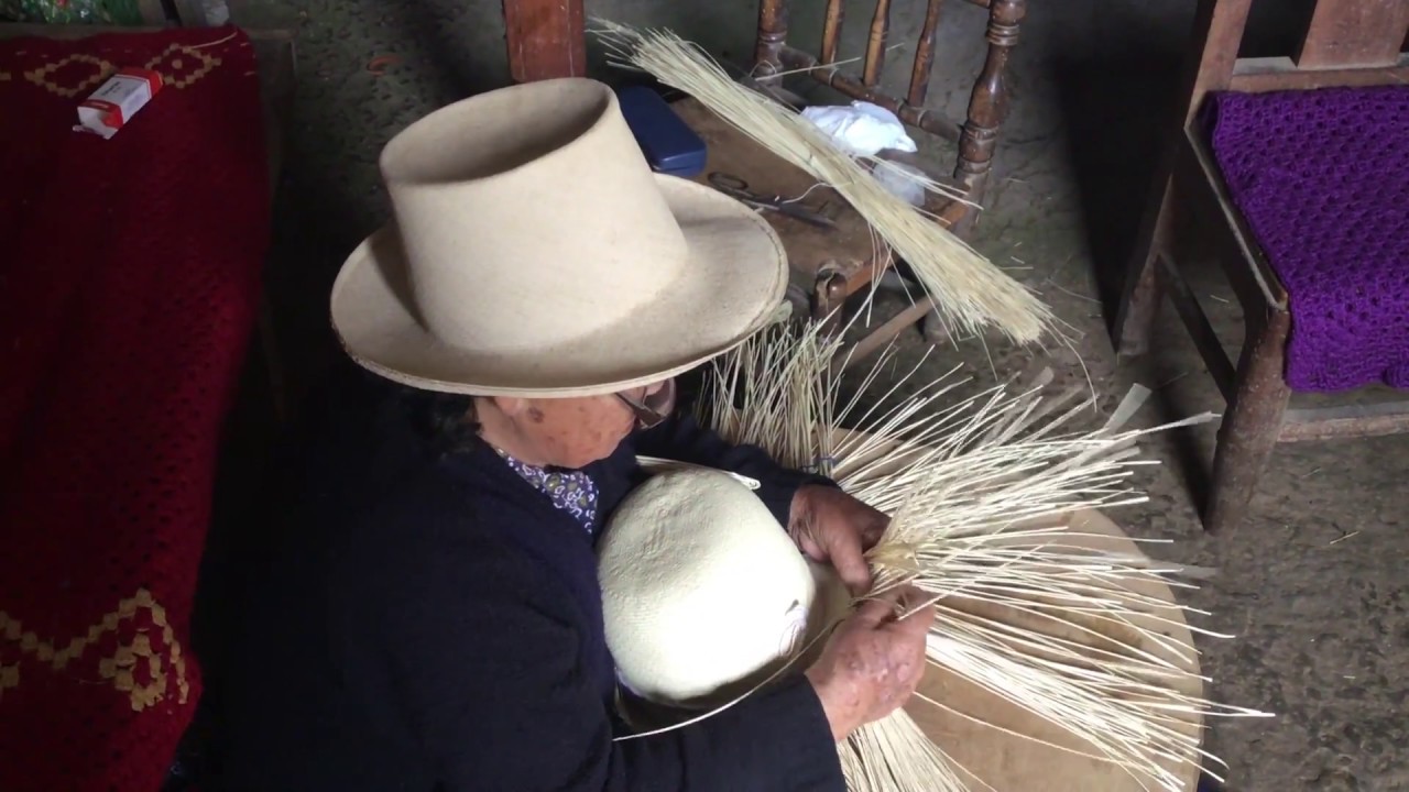 Fino Panama Hat Weaving - YouTube