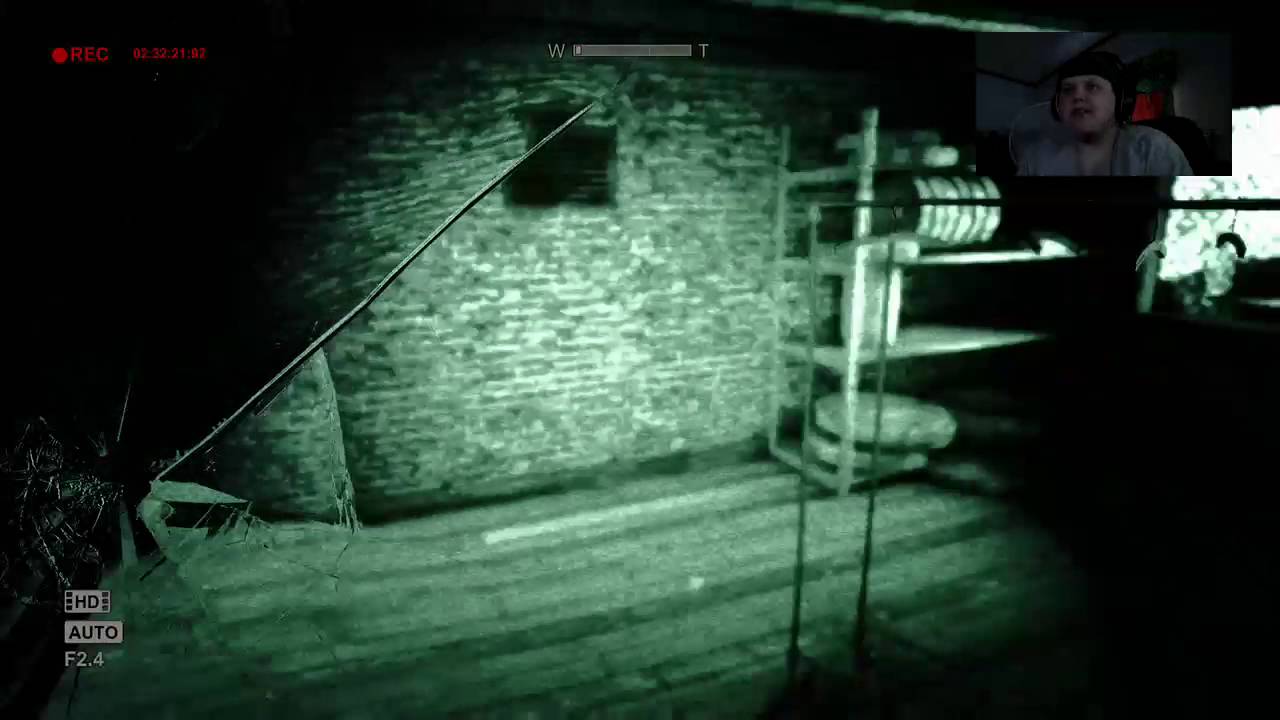 OUTLAST - INSANE JUMP SCARE REACTION + JINXED MYSELF :( - YouTube