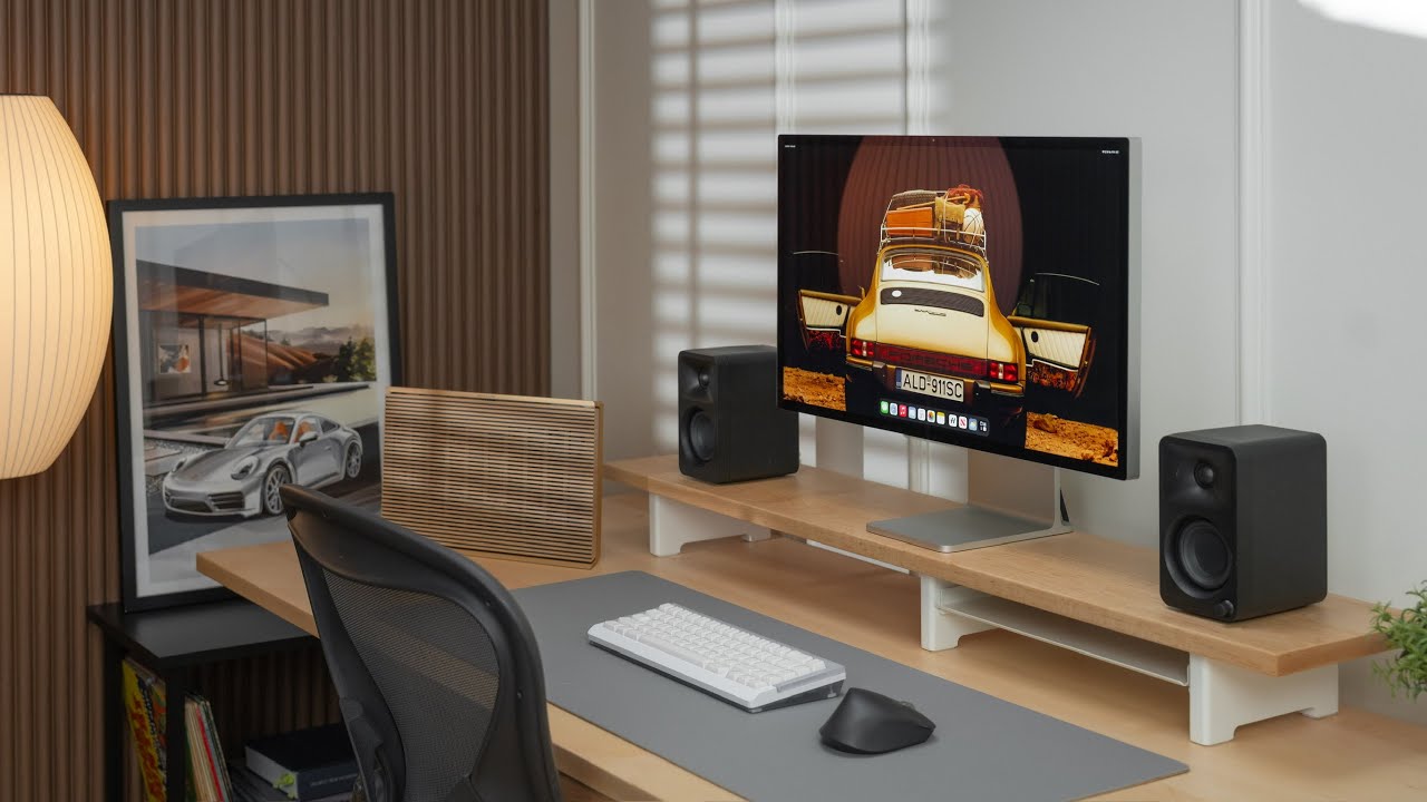 Best Desk Setup Tech // Wood Desk, Logitech MX Master 4, Watch Storage ...