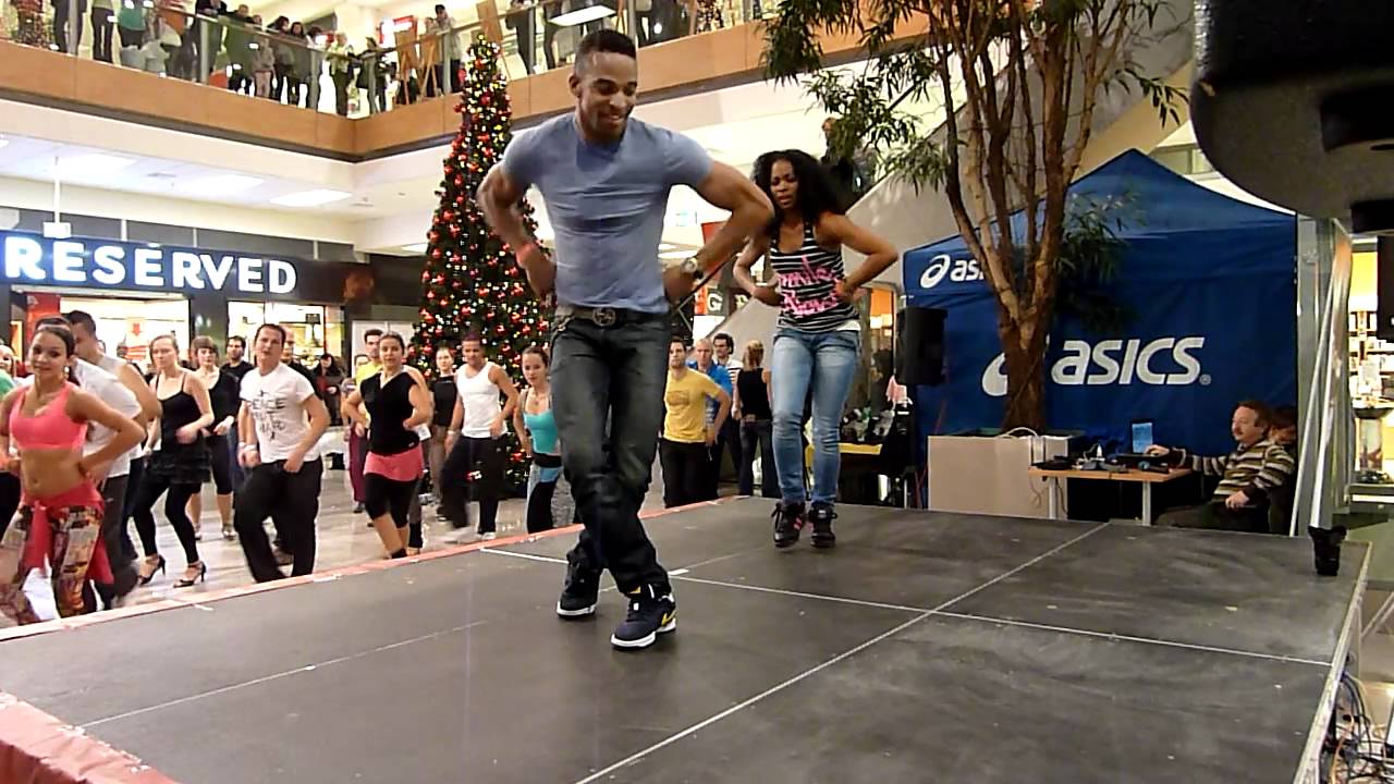 Salsa cubana suelta - Maykel & Yusimi - Baila Vitamina 2011 - YouTube