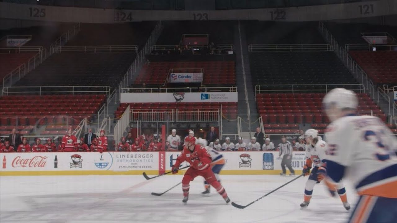 AHL teams play in front of an empty arena | ESPN - YouTube