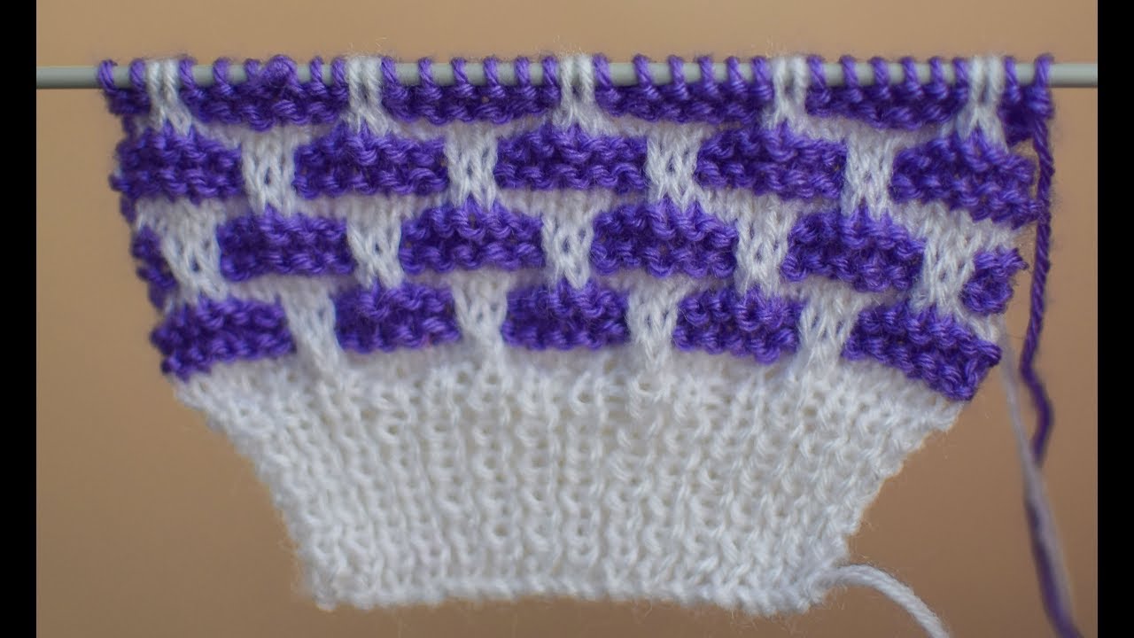 Two Colour Knitting Pattern - YouTube