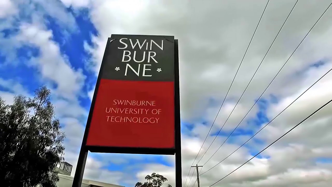 Wantirna/ Wantirna South Suburb Profile - KR Peters Real Estate - YouTube