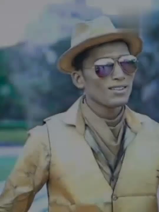 golden unic boy tictok vayral video heart touching status - YouTube