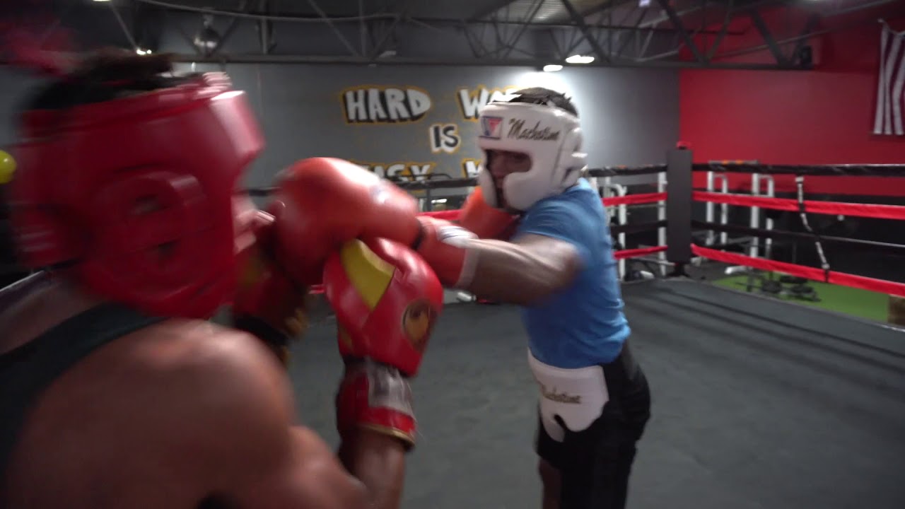 Christian Camacho Sparring Session - Kissimmee, Florida - YouTube