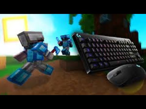Sky Wars But I Use a 4 By 4 Bit Texture Pack - YouTube