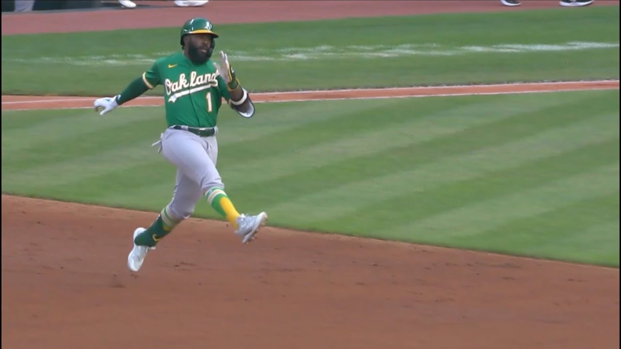 Josh Harrison high steps his way to a 2B - YouTube