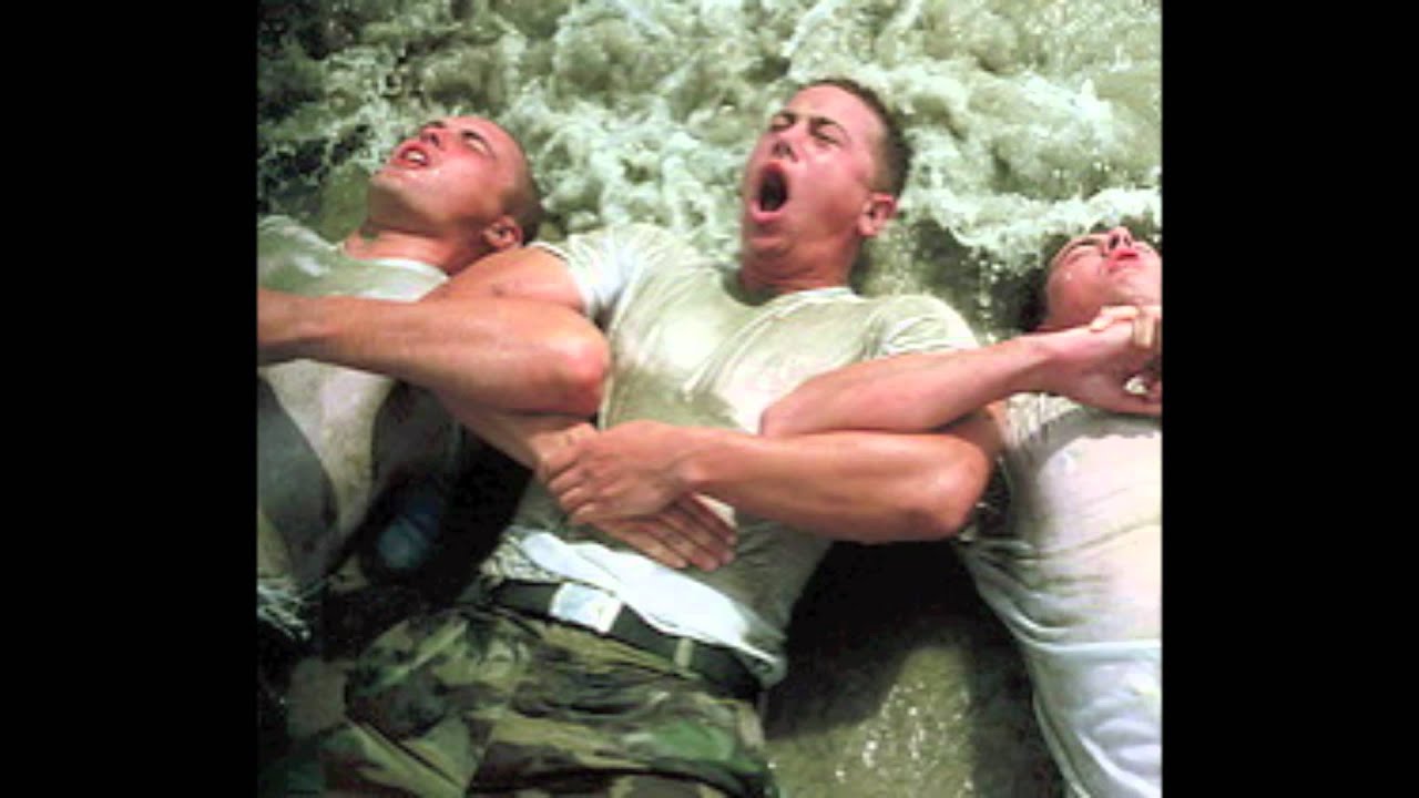 Hell Week Navy S.E.A.L.s - YouTube