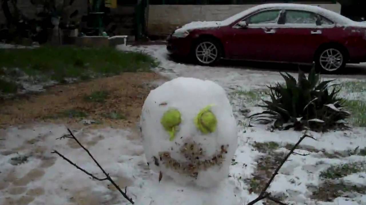 First snowman ever in jonestown texas - YouTube