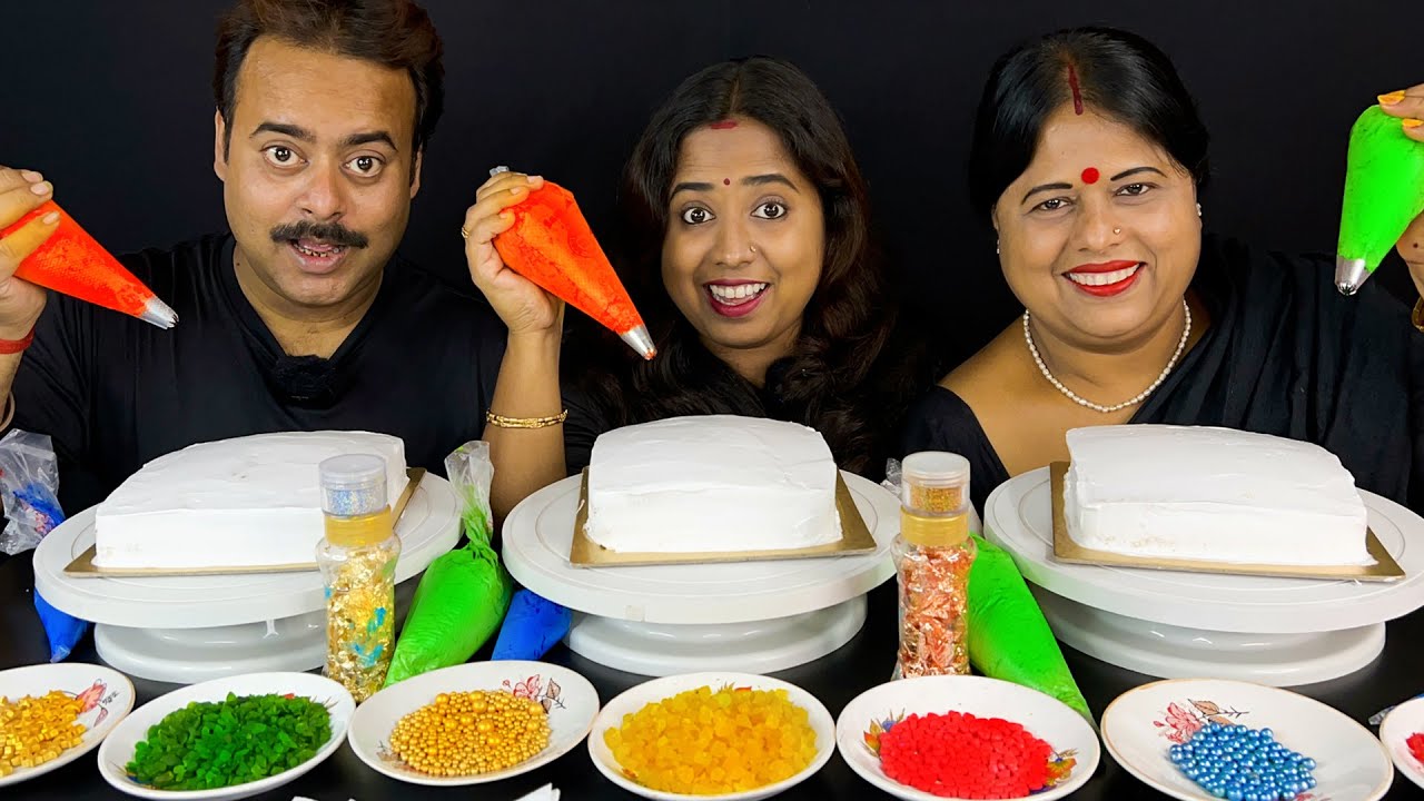 Cake Decorating Challenge Republic Day Special 🤩 ️ Indian Eating Show ...