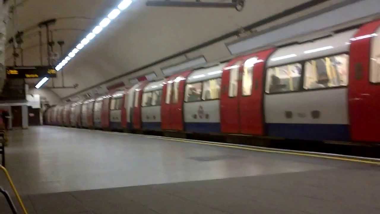 Northern Line at Euston (Bank Branch) - YouTube