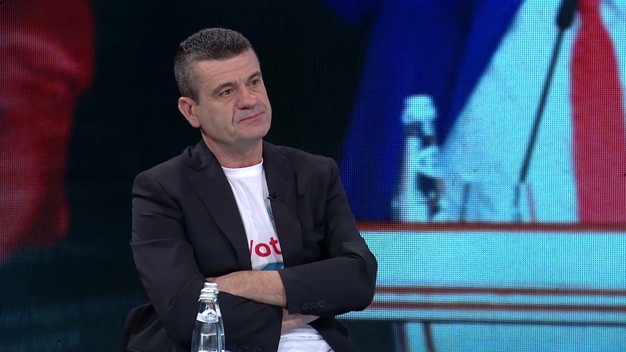 Zgjedhje 2021 - Batuta e Bojaxhiut:Tepsia ndahet poshtë tavolinës ...
