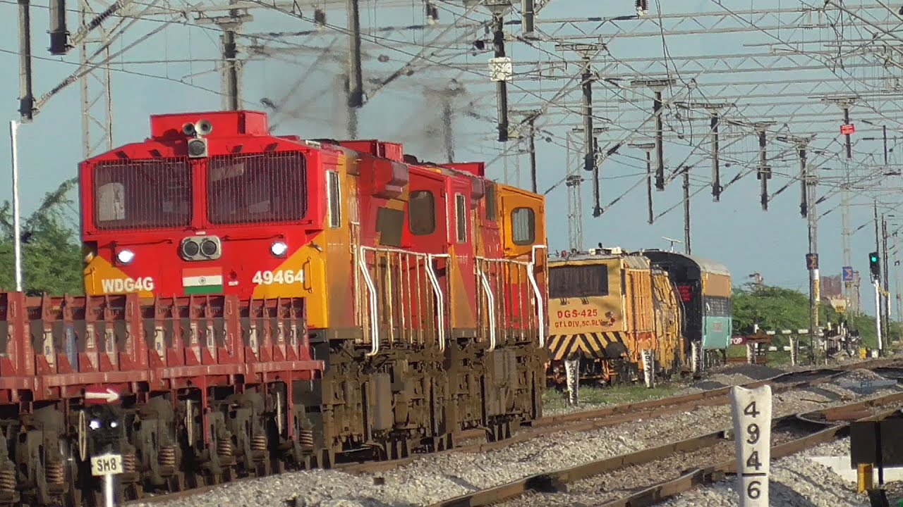 WDG 4G Twins Arrival, Crossing & Departure with EMPTY BFNV Wagons ...