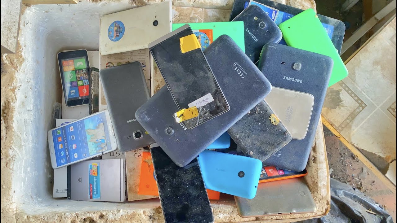 Found a lot of Phones in discarded box | Satisfying Relaxing With ...