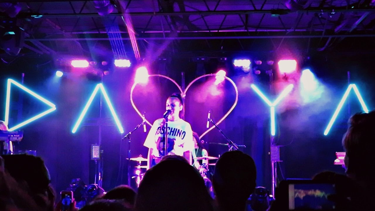 DAYA CONCERT VLOG - YouTube
