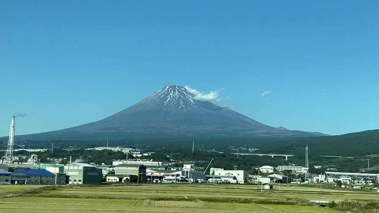 Mount Fuji through Shinkansen Nov 2019 - YouTube