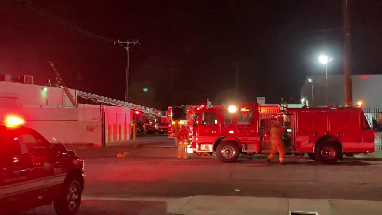 Fire in San Fernando - YouTube