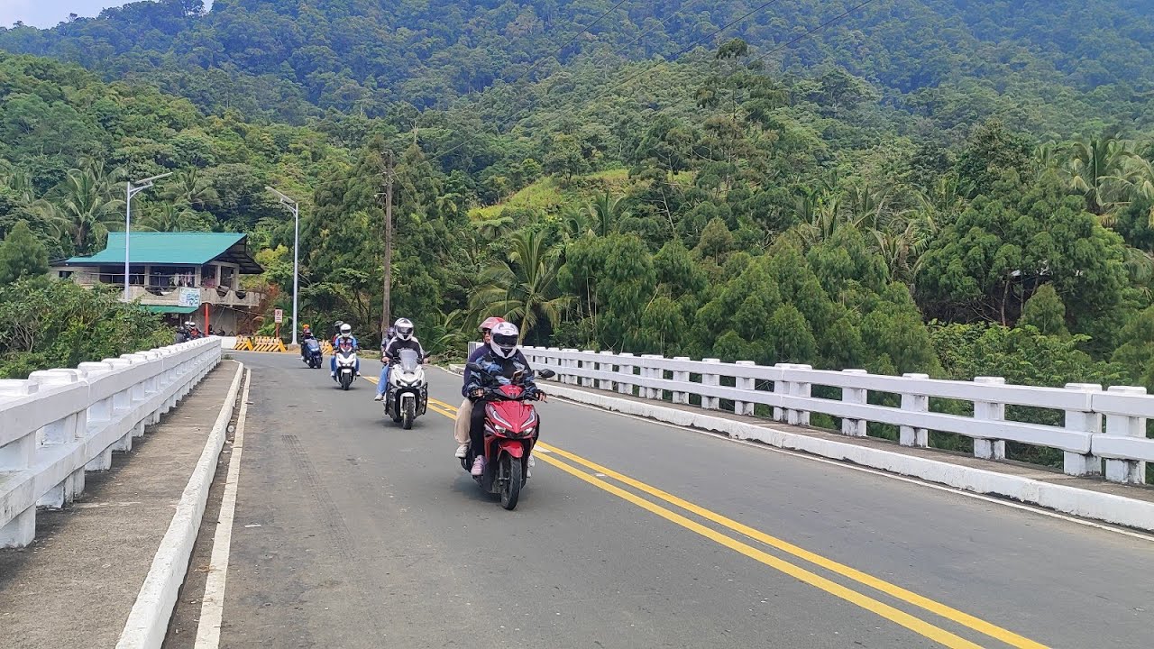 Batman Loop / General Nakar Rides - YouTube