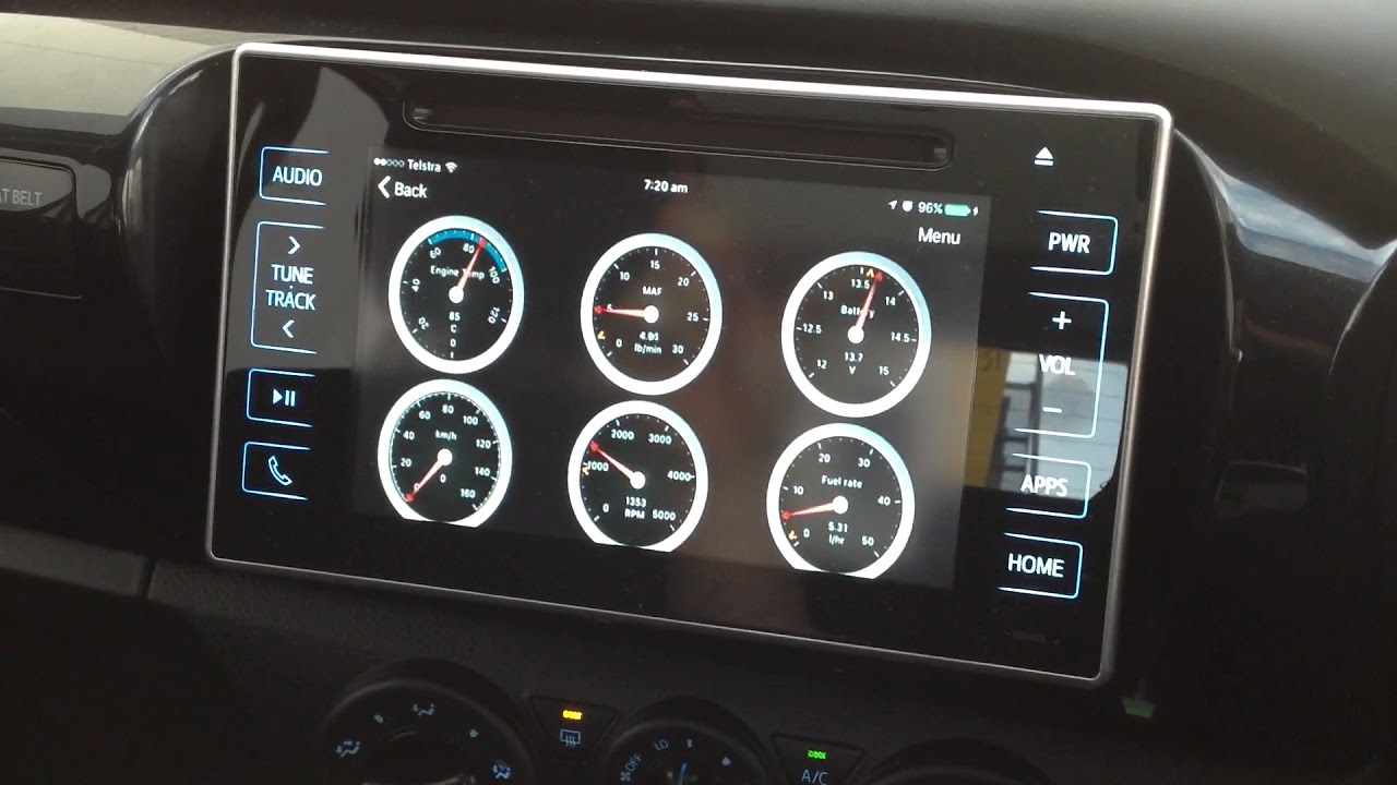Hilux n80 media mod!! - YouTube