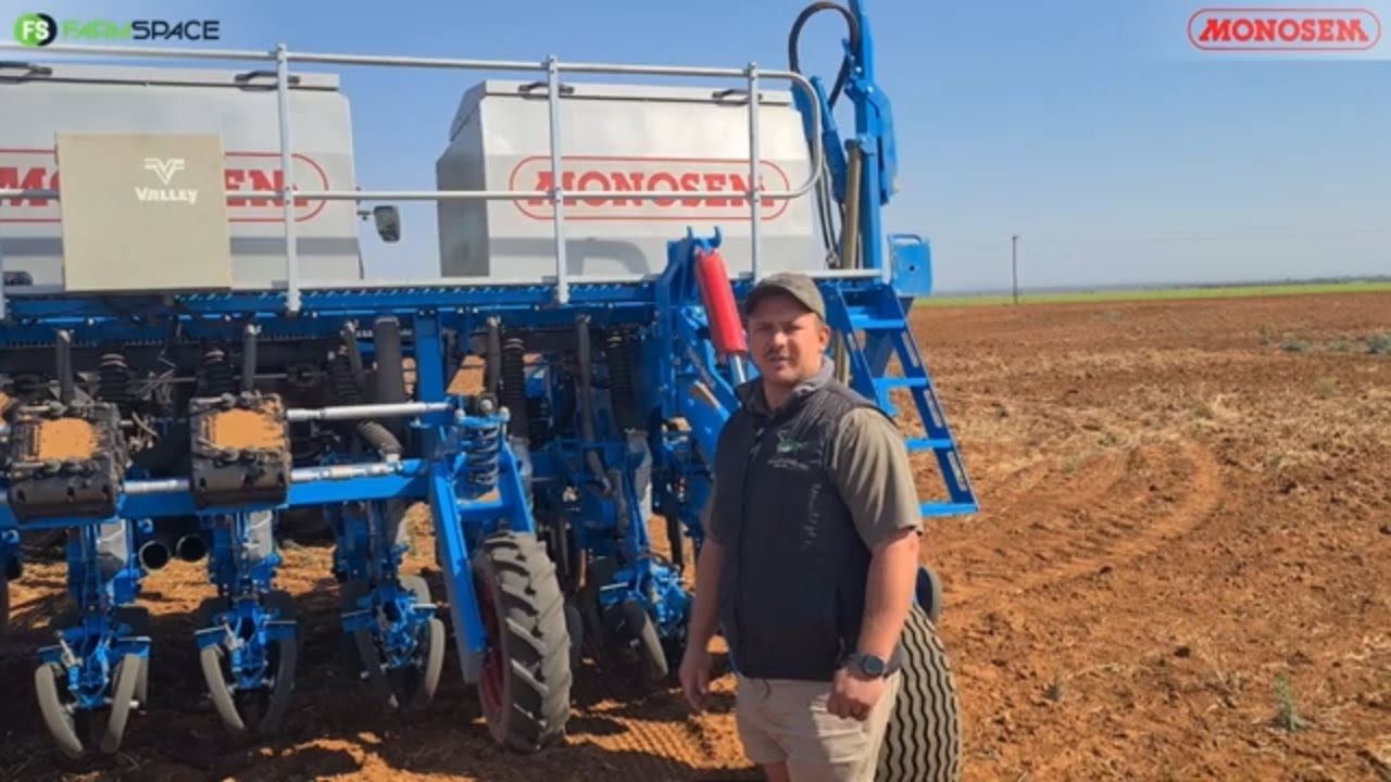 Hoe pas die Monosem Quad-Max planter in Hanco hulle se boerdery in ...