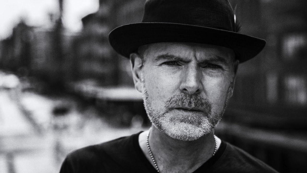 Jeff McErlain featuring Robben Ford - YouTube