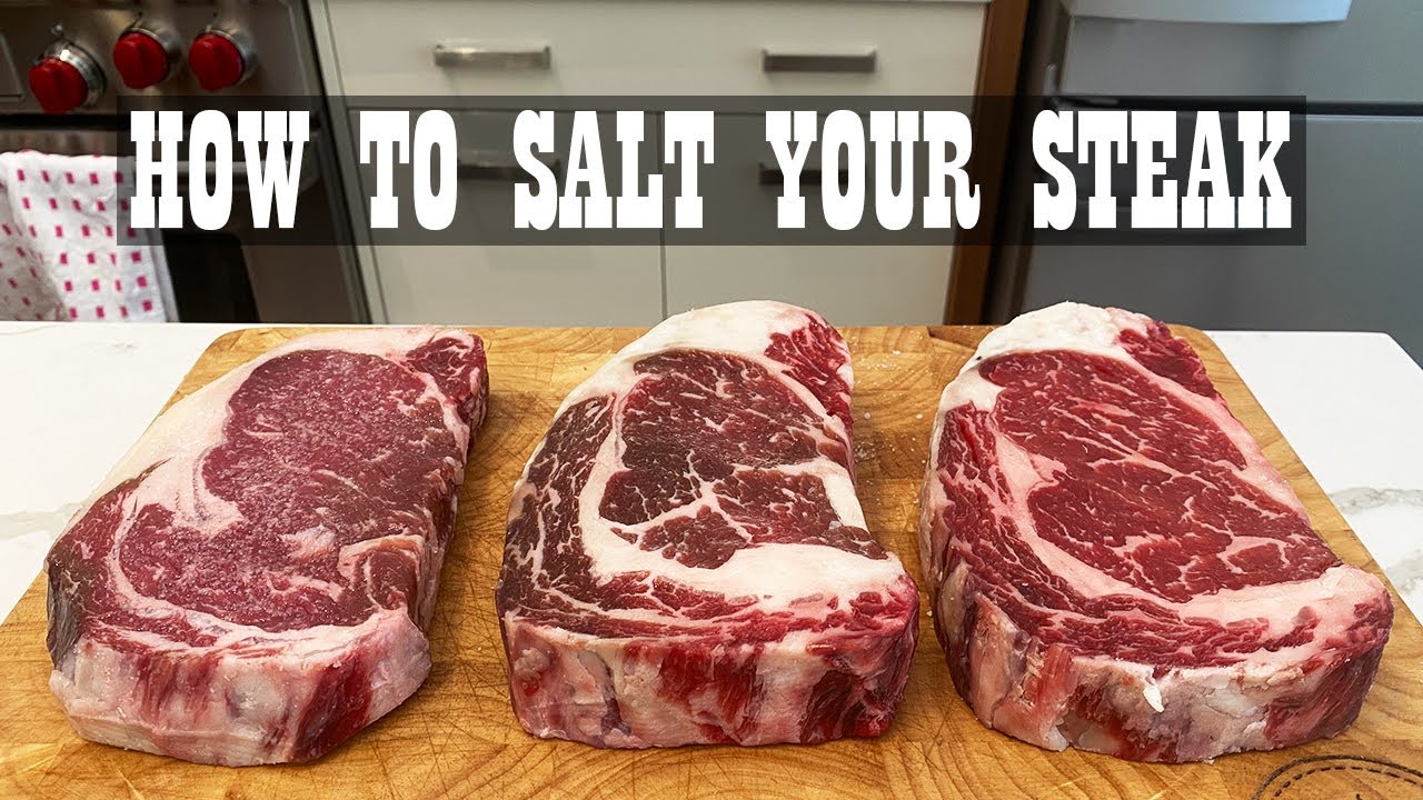 How To Salt Your Steak #Shorts - YouTube