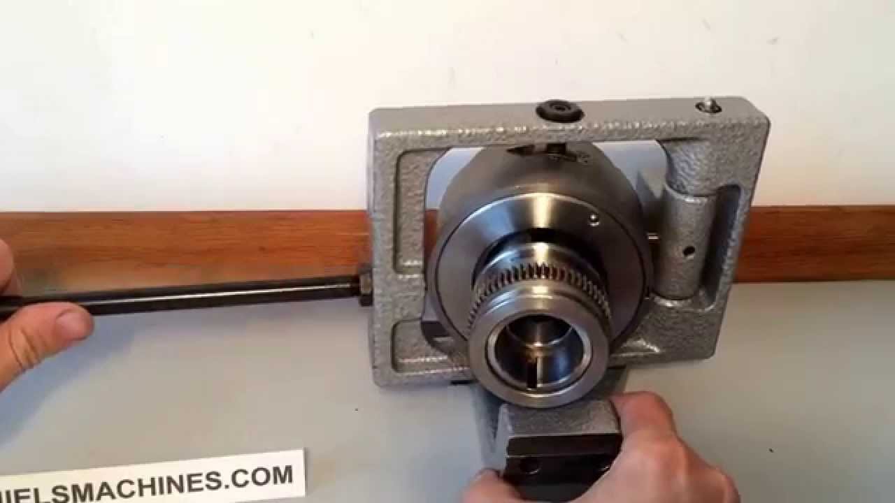 Schaublin 102(N)-VM Lever operated quick-closing attachment W25 - YouTube