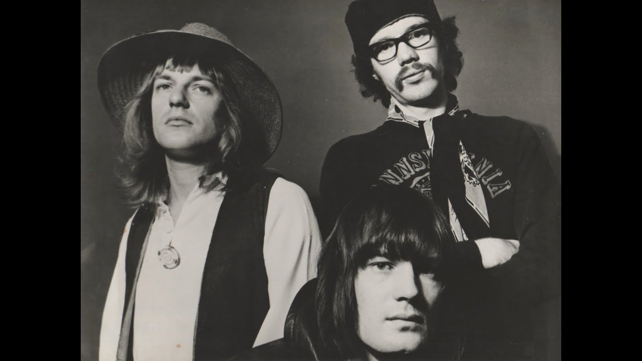 Soft Machine Live at Bataclan, Paris June 25th 1969 - Backwards (M ...