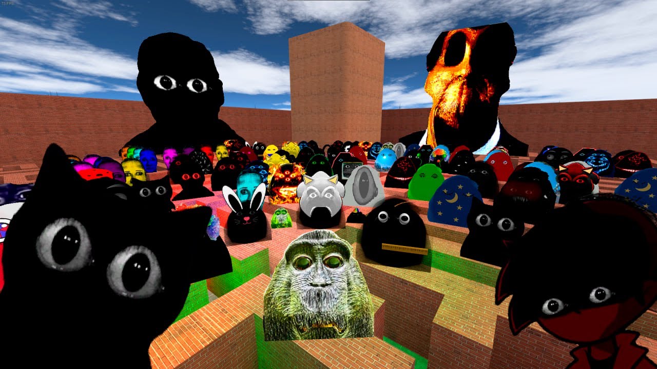 Angry MUNCI Family and Selene Deldago CHASING me in Maze in Garry's Mod ...