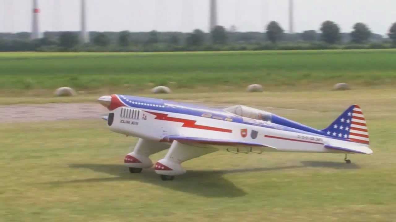 ZLIN XIII Kayser - Flugtag Mfsc Spelle 2012 - YouTube