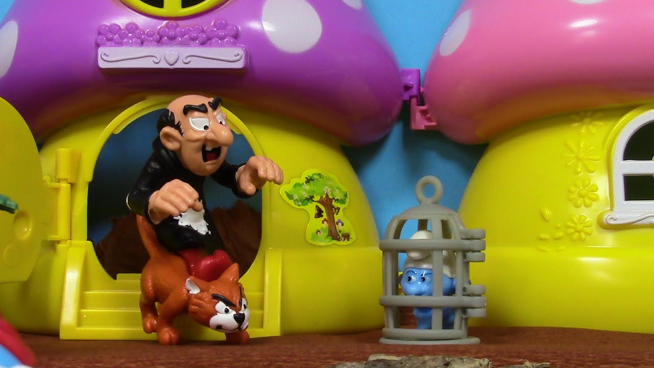 The Smurfs Gargamel Surprise attack!L'attaque Schtroumpfs Gargamel ...
