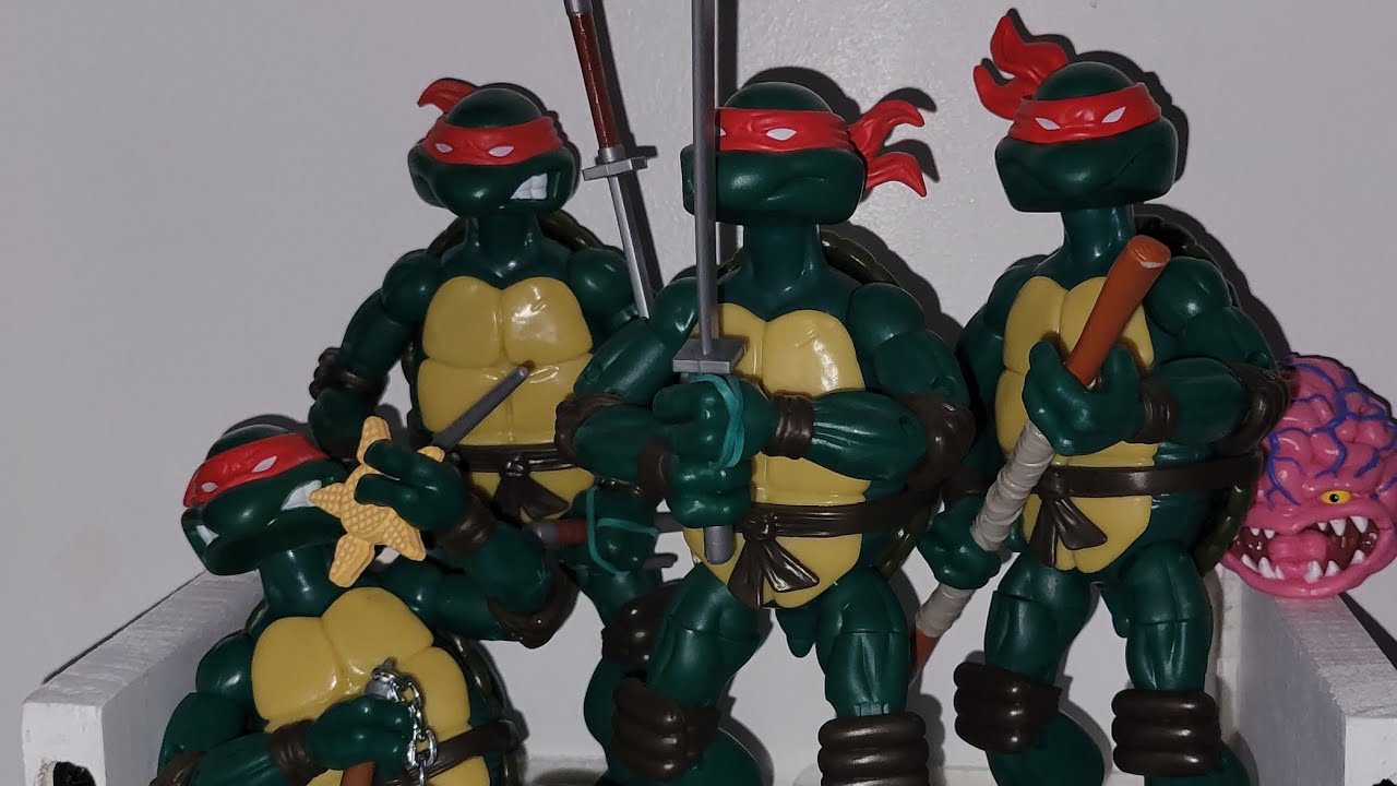 Donatello and Lucas TMNT X Stranger Things. My set is complete! - YouTube